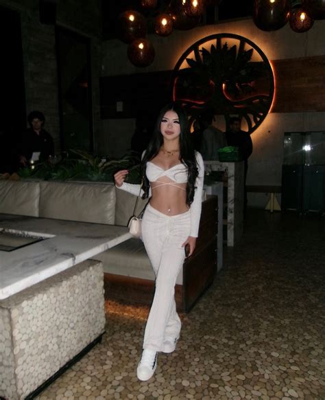 Cassandra 🤎 Instagram