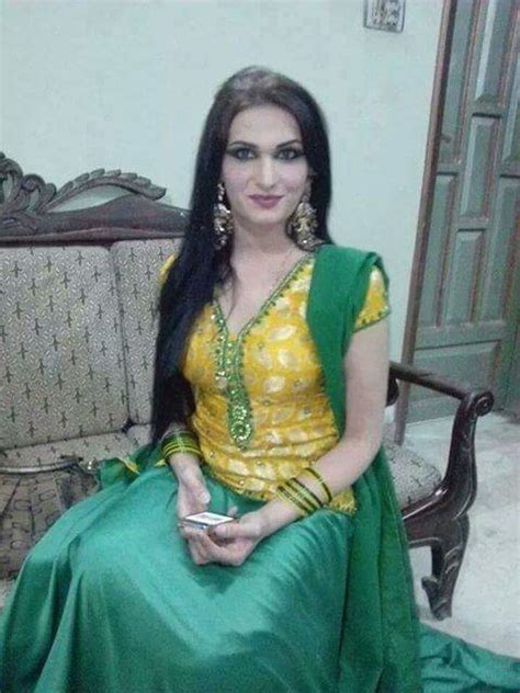 Indian Desi Hot Sexy Girls Indian Desi Girls Pic 2