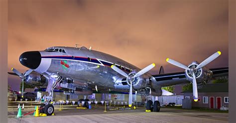 Air Legends Foundation Lockheed Constellation C 121a Returns To Eaa