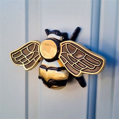 Brass Bumble Bee Doorknocker The Metal Foundry