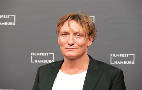 Das Leben Und Die Karriere Von Oliver Masucci Von Köln Nach Hollywood