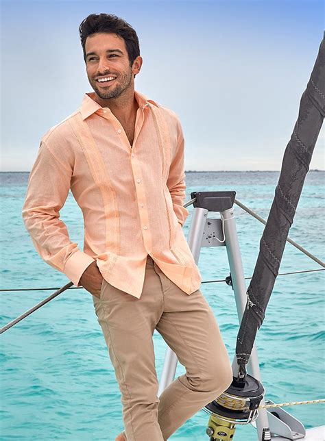 Guayabera De Lino Bordada De Manga Larga Uxmal By Manchester En Color