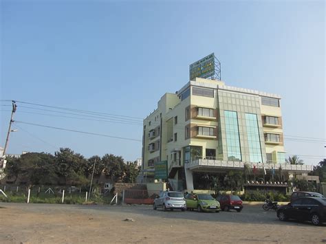 Hotel Vassi Palaze And Sappida Vaanga Restaurant
