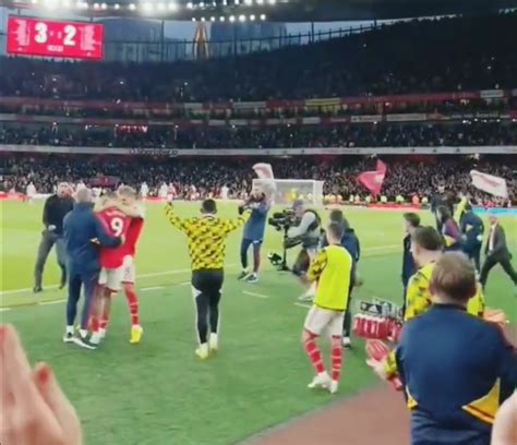 Arsenal Spirit Loved By Mikel Arteta Caught On Camera As Gabriel Jesus