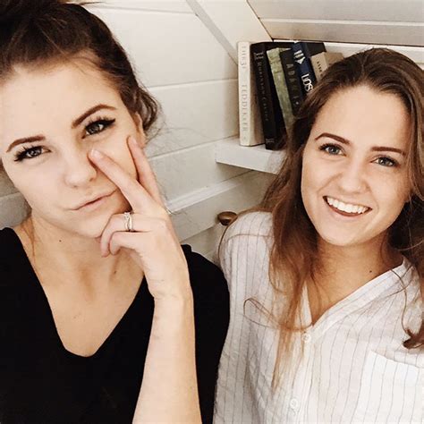 Stephanie Killingers Instagram Twitter And Facebook On Idcrawl