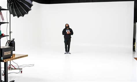 Conversations With Michael Sneed Voyage Houston Magazine Houston City Guide