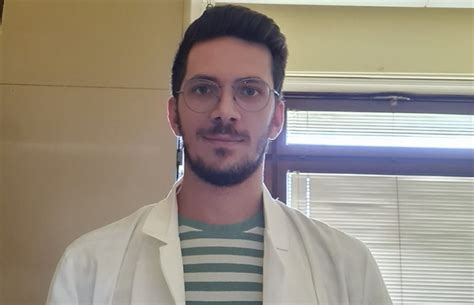 Psiholog Ivan Zečević Mladi Sve češće Biraju Online Okruženje što Može Utjecati Na Njihovo