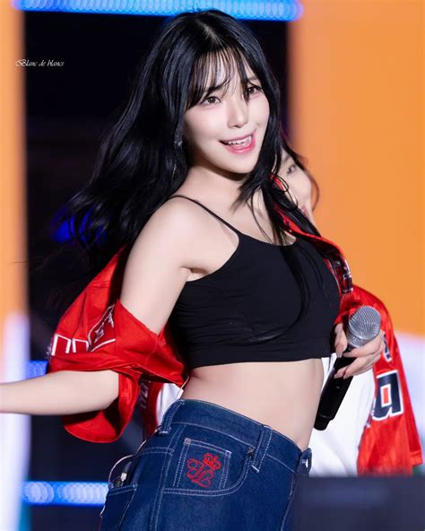 Choi Arin 🌸 Omg4 Arin • Instagram Photos And Videos