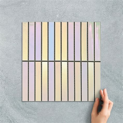 Kit Kat Rainbow Mosaic Jubin Cantik