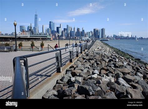 Jersey City Waterfront The Waterfront Apartments For Rent Jersey