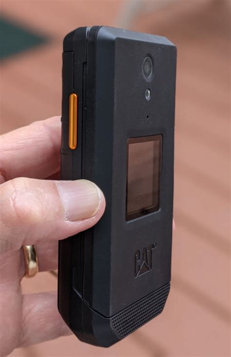 Cat S22 Flip Smartphone Review Chunky But Not Clunky The Gadgeteer