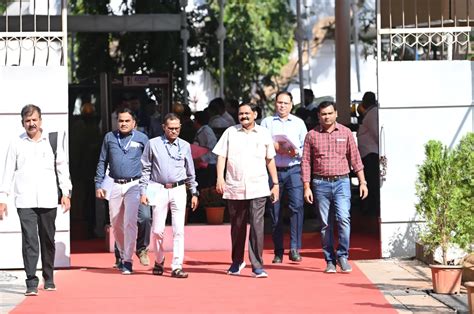 Dr Ashok Uike Ashok Uike • Instagram Photos And Videos