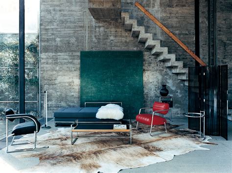 Classicon Adjustable Table E1027 クラシコン アジャスタブルテーブル E1027 インテリア・家具通販