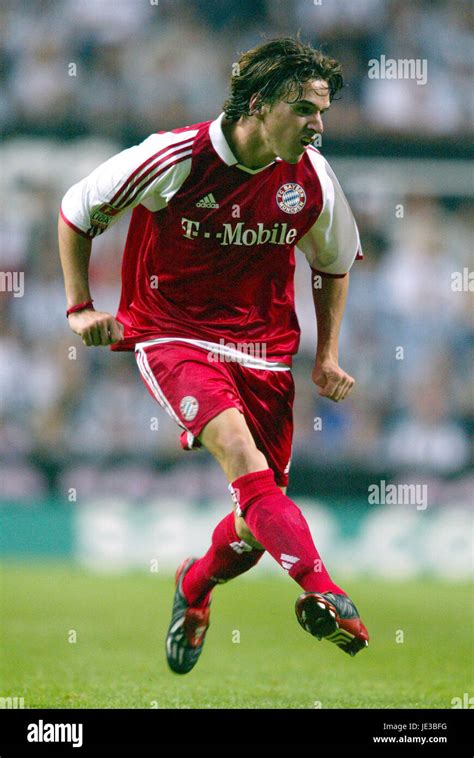 Owen Hargreaves Bayern Munich Fc St James Park Newcastle England 05