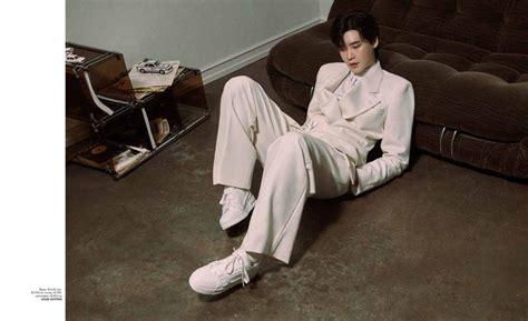 Becoming Lee Jong Suk Elle Singapore