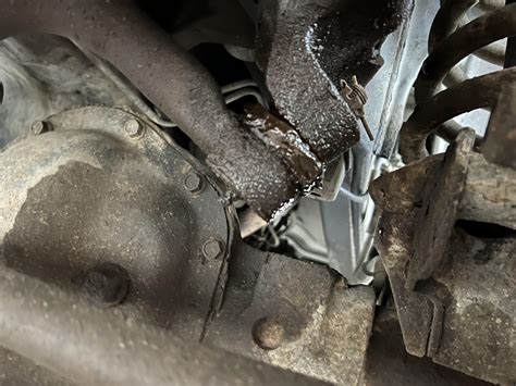 98 Ram 1500 Can Anyone Identify What This Part Is And Explain Why Its So Wet R Dodgeram