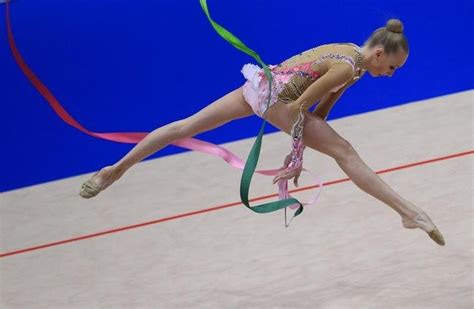 PICS Sexy Rhythmic Gymnasts Indiatimes Com
