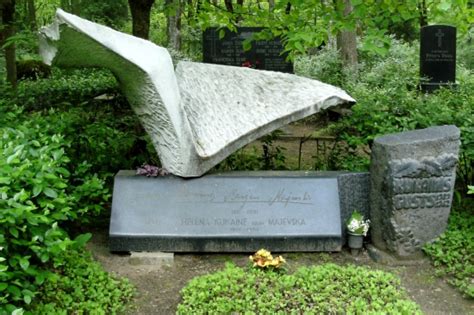 Hermanis Marģers Majevskis — Literatūra