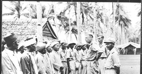 Indonesia Zaman Doeloe Van Mook Berkunjung Ke Morotai Setelah Jepang Kalah Perang 1945