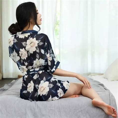 Sophie Limma Show Off Her Amazing Curve In Naked Photoshoot Ffnbps