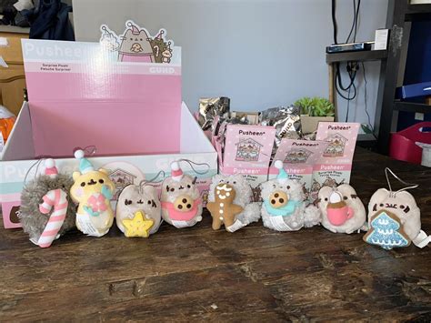 Pusheen Surprise Mini Plush Christmas Sweets Ornaments Series 8