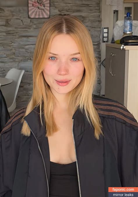 Julia Beautx Aka Juliabeautx Nude Leaks Faponic