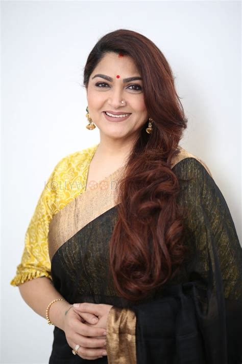 Actress Kushboo Interview Pictures 03 290517 Kollywood Zone