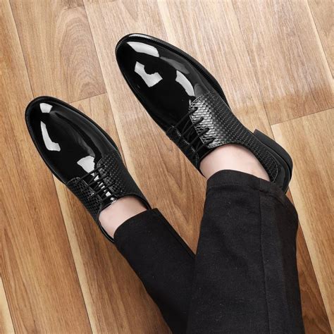 Material Tpr Lace Up Glossy And Office Wear Designer Shoes For Men At