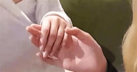 The Smallest Hands In All Of K Pop Belong To This Girl Group Member