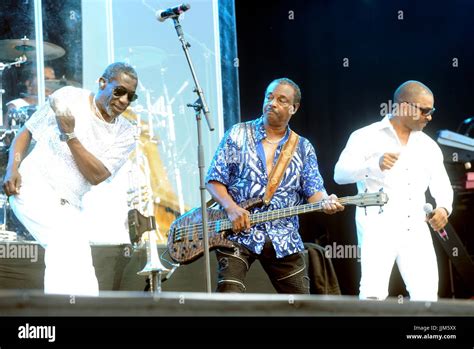 Robert Kool Bell Founding Member Of Kool And The Gang Performing At