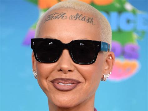 Amber Rose Hits Back At Criticism That She Denounced Being Black