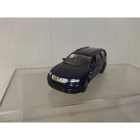 Volkswagen Passat Variant 2001 Dark Blue 160apx 164 Welly Giocchi