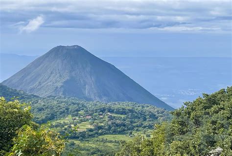 Santa Ana Volcano Hike How To Beat The Crowds In El Salvador