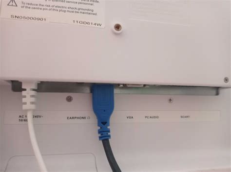 Monitor Lcd 24 Polegadas écran Partido Mas A Funcionar Rio De Mouro