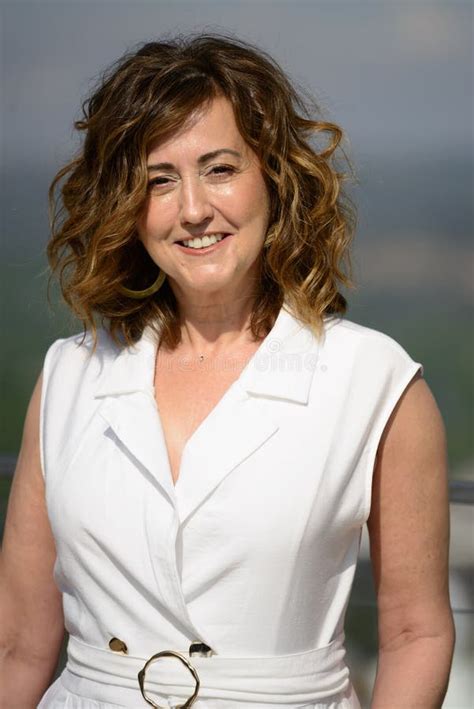 Yael Belincha Is Cast Member Of The New Tv Series Las Invisibles Poses