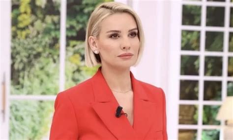 Esra Erol Sezon Finali Ne Zaman Esra Erol Ne Zaman Hangi Tarihte Sezon Finali Yapacak Esra