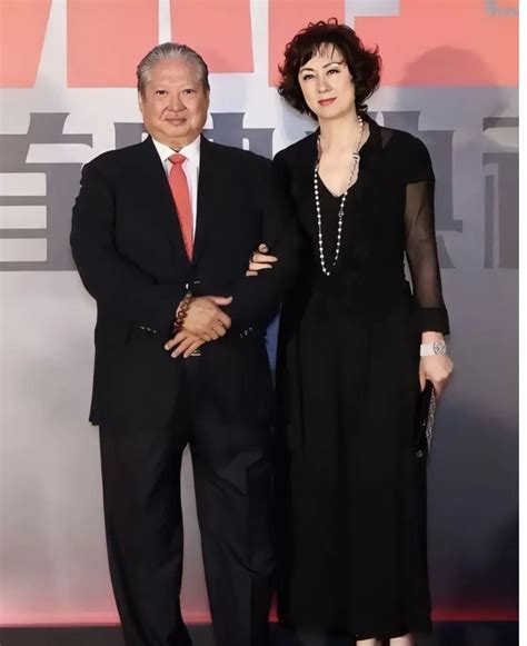 绝色女星嫁给师父 难得好后妈 娱乐新闻 温哥华天空 Vansky