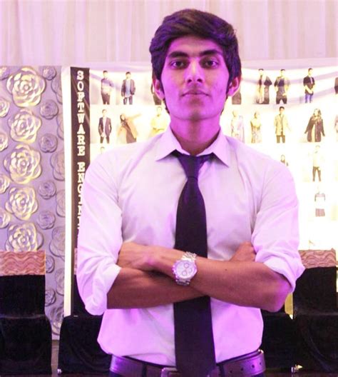 Entrevista A Umair Sarfraz Ingeniero En Sistemas En La Fundación Iota