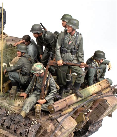 Pin By Scott Carlson On Modeling German Soldiers Ww2 Model Tanks