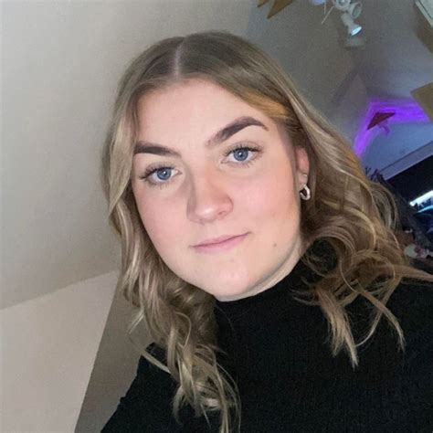 Thea Holmberg Cashier Server Hamnpaviljongen Matvik Sweden Linkedin