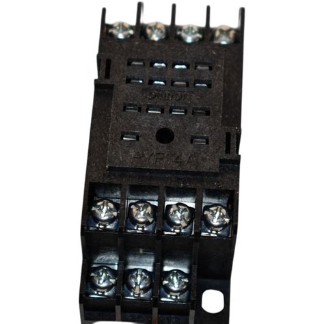 New Omron Pyf14a Relay Socket 14 Pin 4pdt 5a 250vac Din Rail Screw Ter