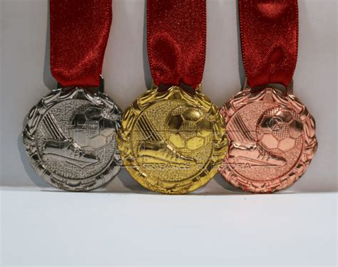 ⚽ Juego De Medallas Deportivas Oro Plata Y Bronce En Peru