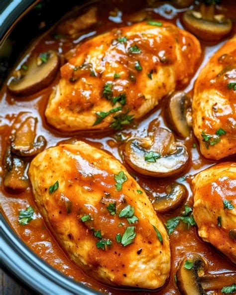 Simple Italian Slow Cooker Chicken And Mushrooms
