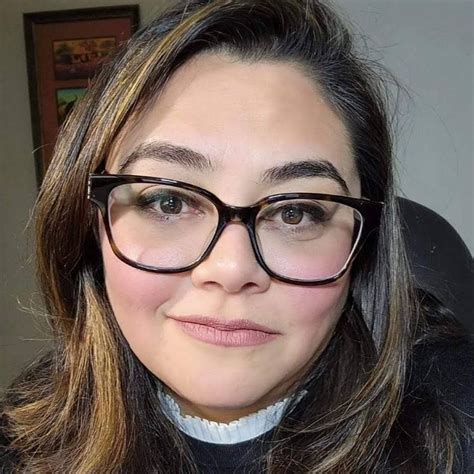 Lindsay G Deefholts Youtube