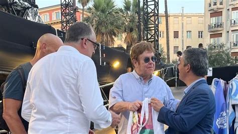 Elton John à Nice Ici