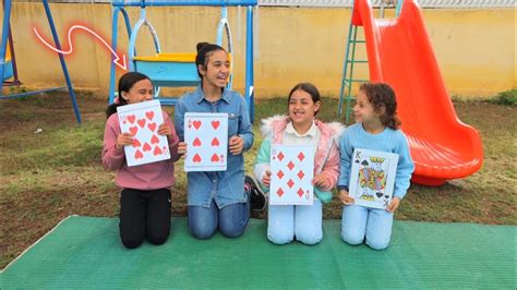 بنت صغيرة تلعب الشايب شوف حصل اية Youtube