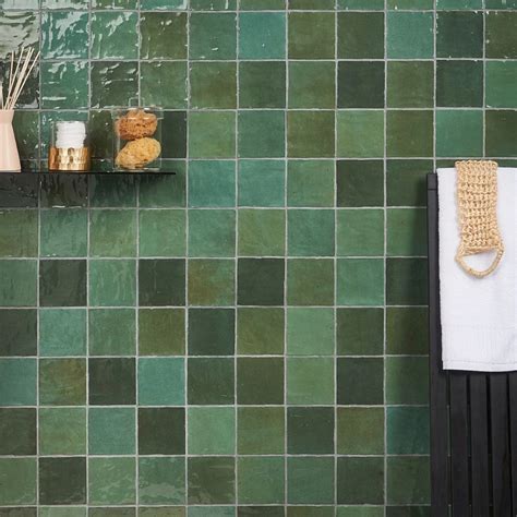 Portmore Green 4x4 Glossy Ceramic Tile Glazed Ceramic Tile Wall