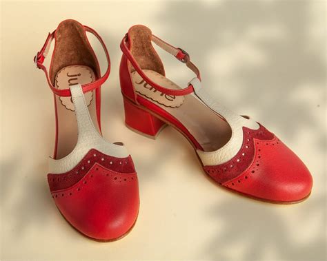 Handmade Leather Woman Shoes In Medium Heel In Red And Cream Made In