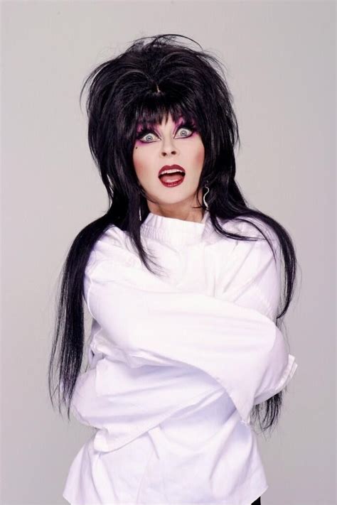 55e807e09d18e28cd69a7eee6053cf1e Elvira Makeup Cassandra Peterson