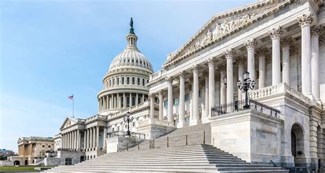 Simple Data Storage And Management Industries Served Qumulo